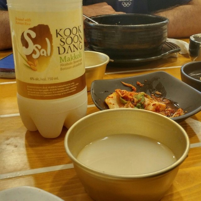 Kook Soon Dang Original Makkoli Takju Rice Wine 韩国麴醇堂6%甜酸奶玛格丽米酒 750ml x ...